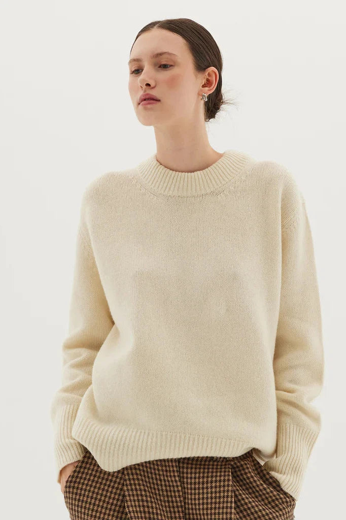 The Crew Jumper Winter White – ROAR CLOTHING PTY LIMITED